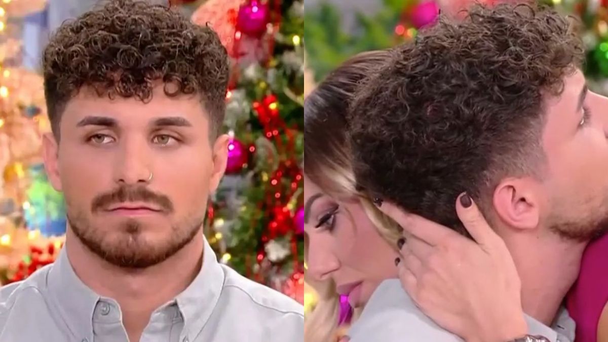 Αντιδράσεις για την αγκαλιά της Μαλέσκου στον Παπαδόπουλο - «Η αγκαλιά ...