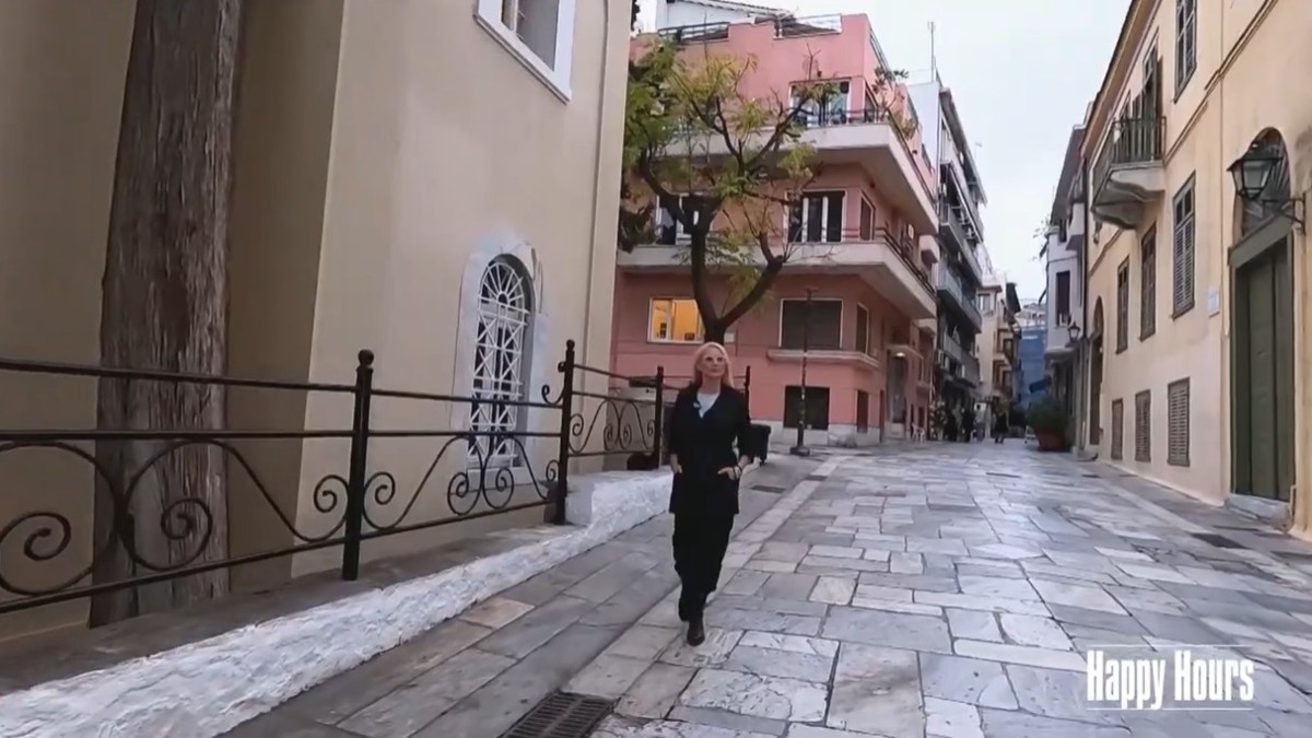Οδός Κυδαθηναίων: Ο δρόμος της Πλάκας με τα 2 ιστορικότερα στέκια και ...