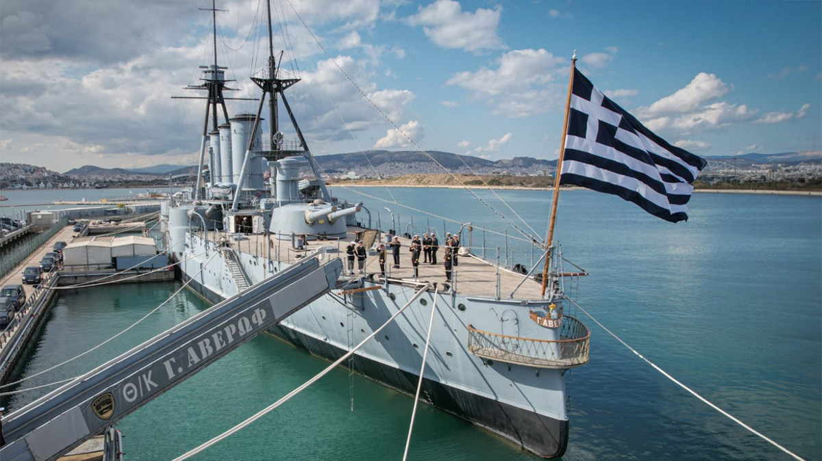 Τρεις εποχές, μία θάλασσα: Από το «Αβέρωφ» στον «Κίμωνα», η αδιάκοπη ...