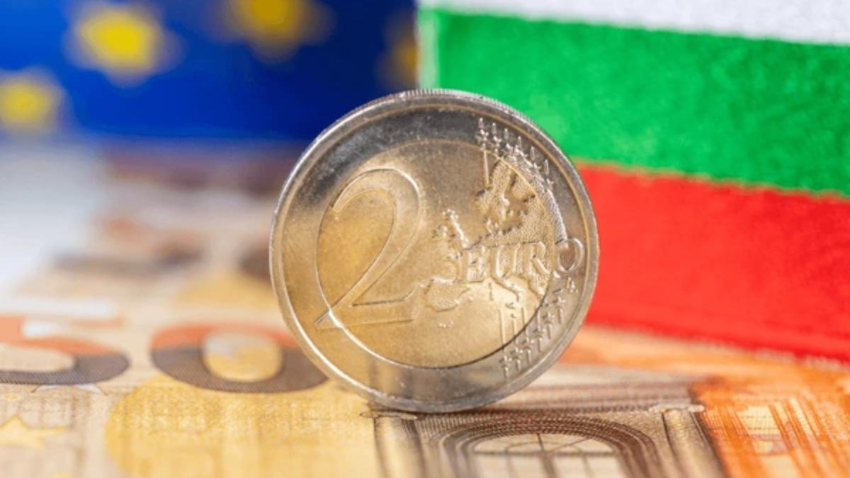 Ιστορική ημέρα: Η Βουλγαρία υιοθέτησε το ευρώ – 21ο μέλος της Ευρωζώνης ...