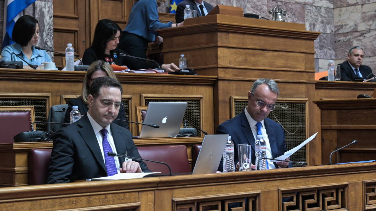 FIR Αθηνών: Παραιτήθηκε ο διοικητής της ΥΠΑ μετά το μπλακ άουτ - Ποιος ...