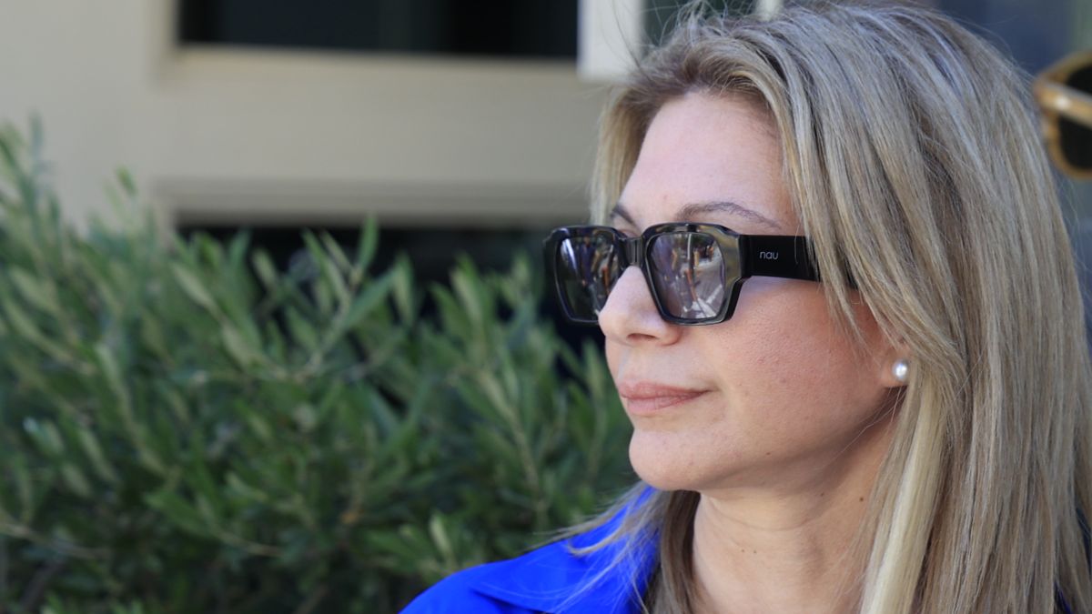 Μαρία Καρυστιανού: «Δεξιά και Αριστερά είναι χαρακτηρισμοί από το ...