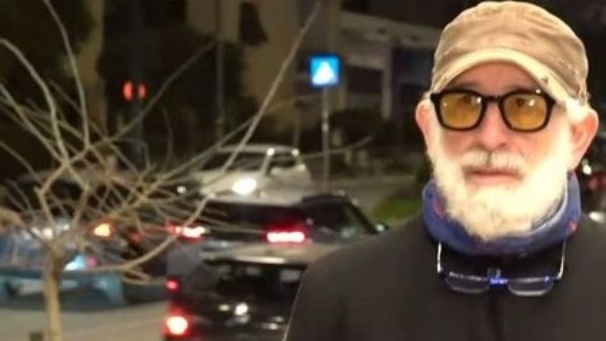 Ο Πέτρος Φιλιππίδης μιλά για πρώτη φορά στις κάμερες σε έξοδό του: «Με ...