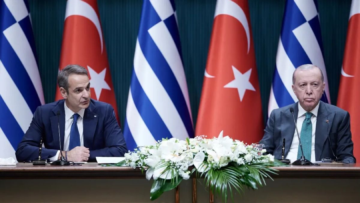 Ολοκληρώθηκε η συνάντηση του Μητσοτάκη με τον Ερντογάν και στα social ...