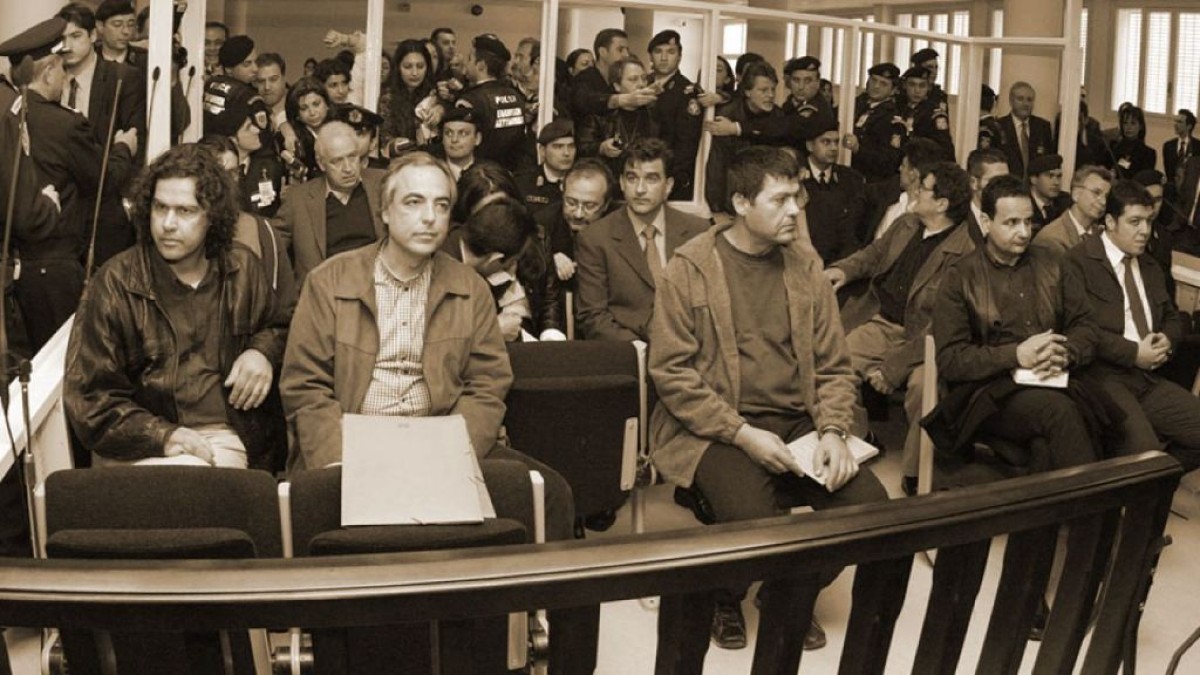 Η μαρτυρία του Κουφοντίνα μέσα από τη φυλακή: Η 17Ν, τα λάθη που τον ...