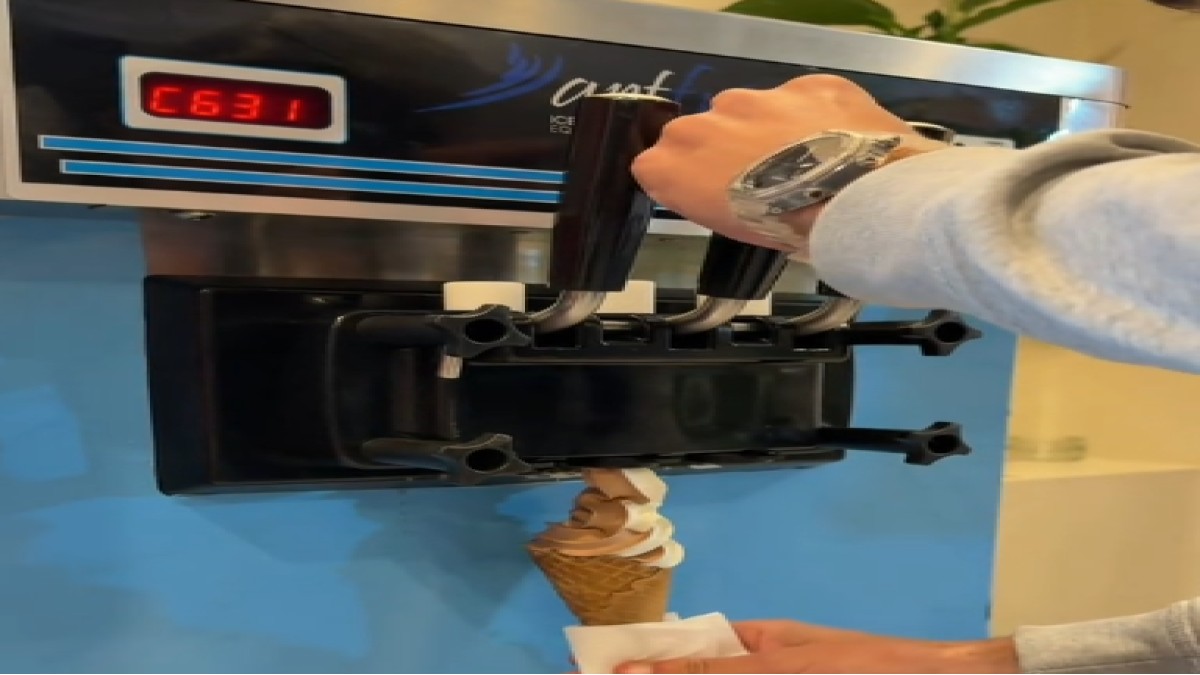 Stack: Το street food spot που ξεχωρίζει στα δυτικά προάστια | Athens ...